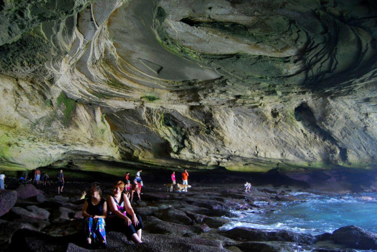 Waenhuiskrans Cave | Arniston – Cradle of Human Culture